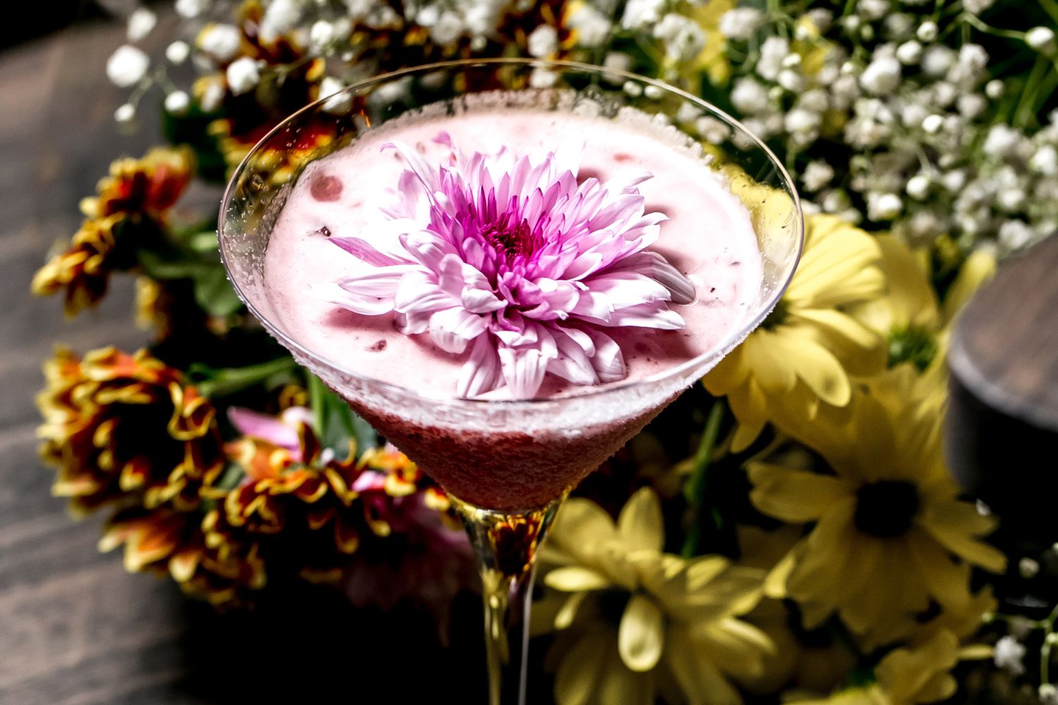 How to Make Your Own Fresh Cut Flower Food - DIY | Ode à la Rose