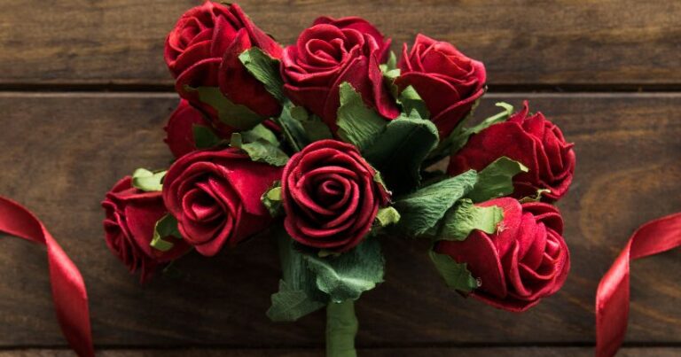 Red Roses Meaning: Symbolism of Passion, Love & Secret Messages
