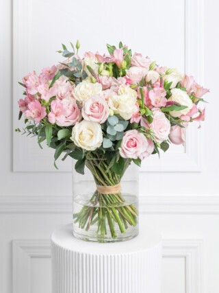 100 Roses For Delivery | Red, White & Pink | Ode à la Rose