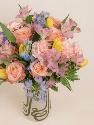 Flower and Card Delivery - Personalized Gifts Made Easy