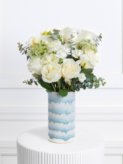 White Roses Delivery | White Flower Bouquets | Ode à la Rose