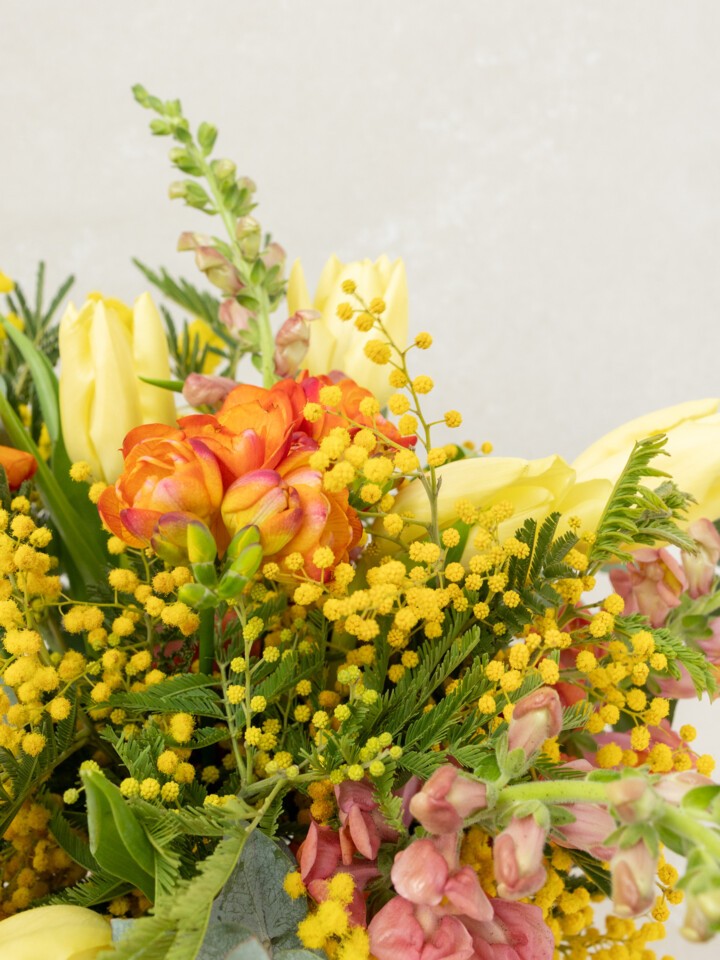 Flore | Vibrant Spring Bouquet | Limited Time Only