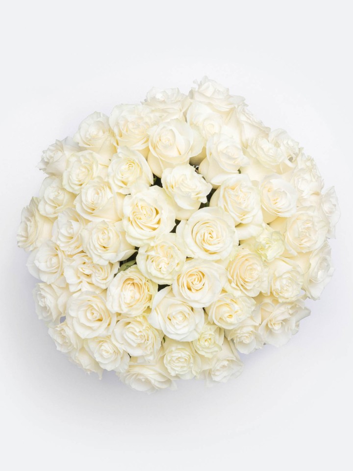 50 White Rose Bouquet Delivery | Grand Amour | Ode à la Rose