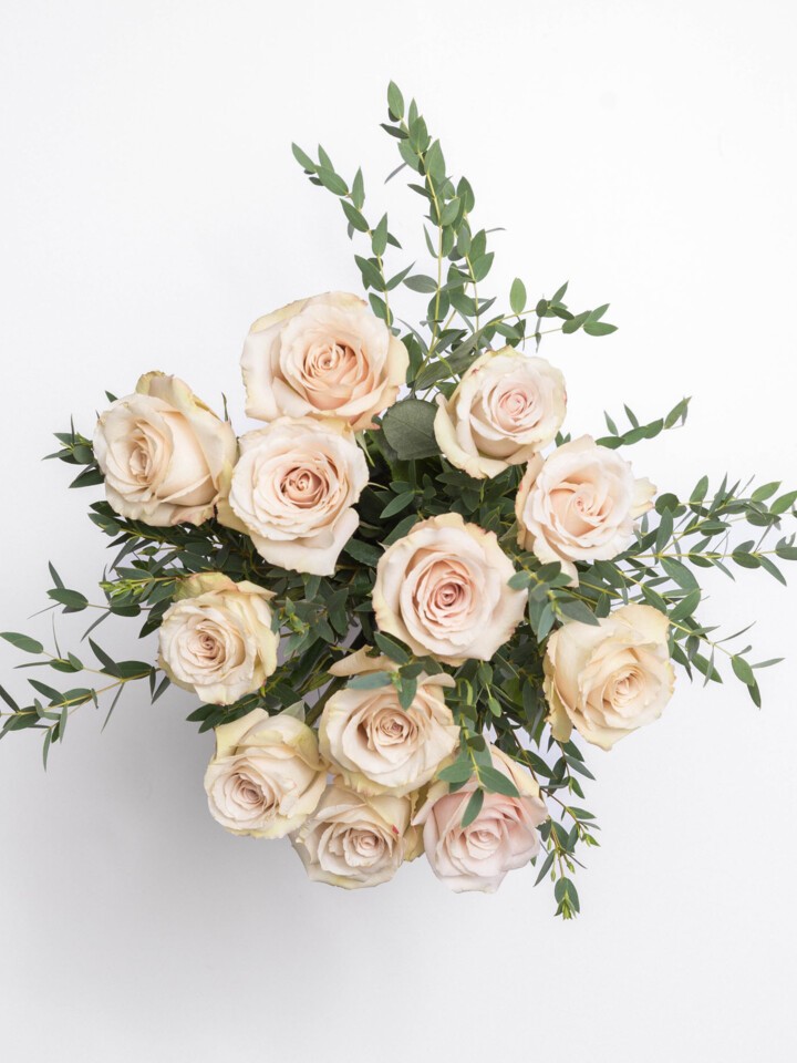 12 Quicksand Rose Bouquet Delivery | 2 Dozen Quicksand Roses | Ode à la ...